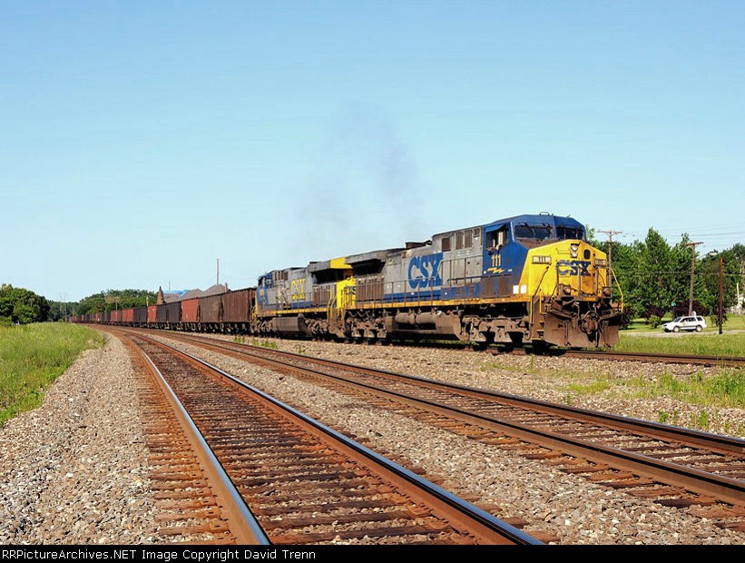 CSX 111 leads Westbound (then south) E832 on the Buffalo Connecting track MP127